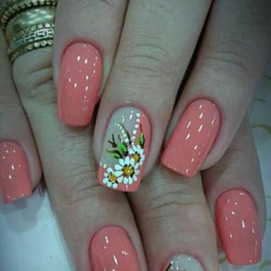 78 modelos de uñas decoradas con flores