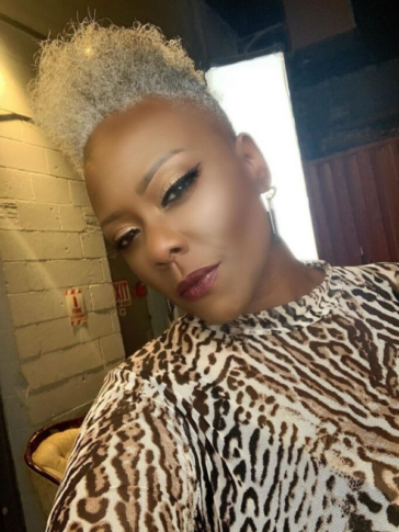 Grisáceo estiloso: 19 fotos que demuestran que las canas no envejecen