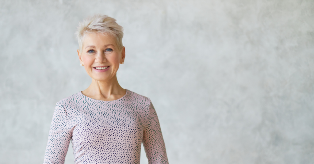 Grisáceo estiloso: 19 fotos que demuestran que las canas no envejecen