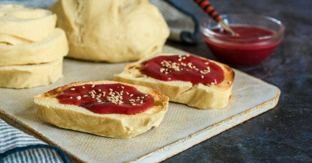 Cómo cocinar pan en el microondas