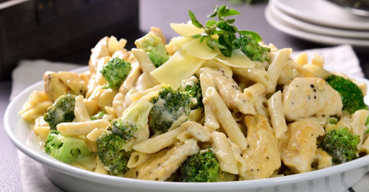 Receta De Pasta Estilo Alfredo Con Pollo Y Brócoli
