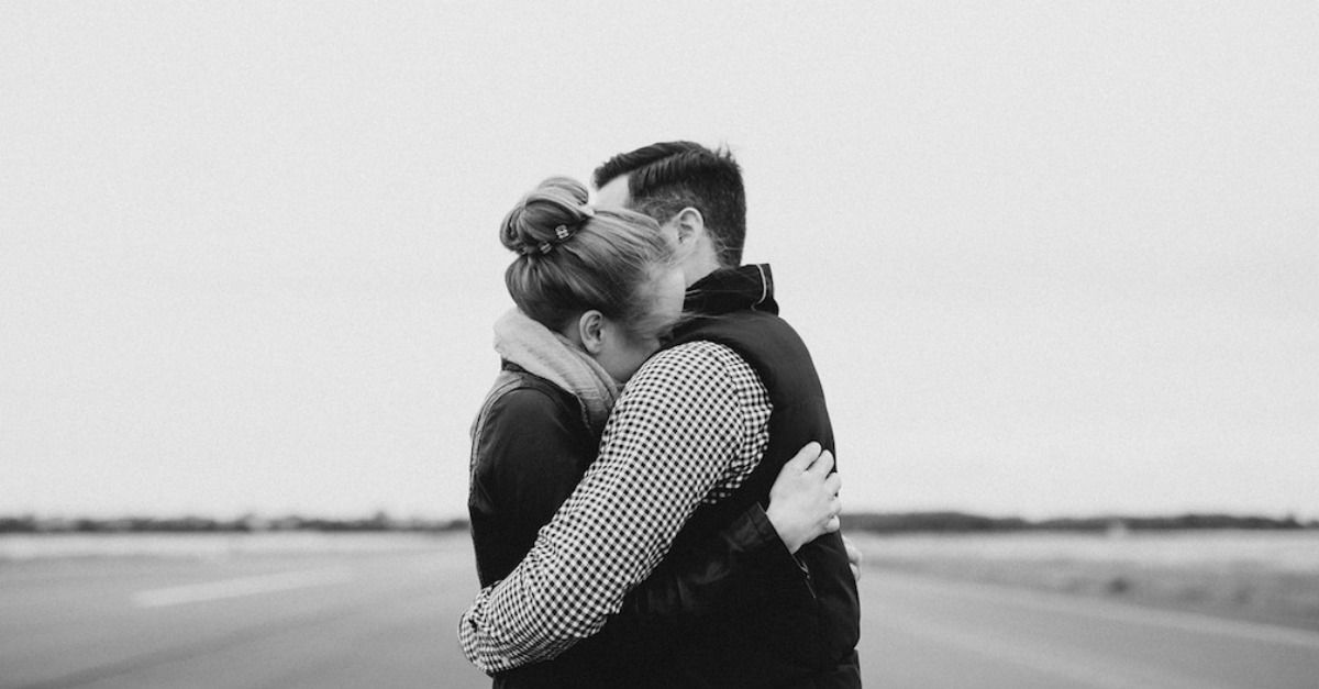 Cómo ayudar a una persona con problemas psicológicos