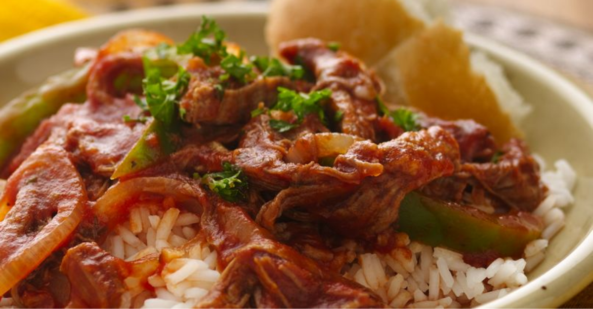 Prepara una deliciosa ropa vieja de carne de res
