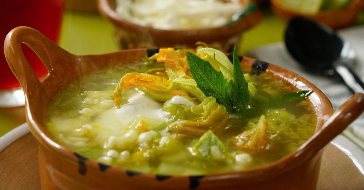 Disfruta de una rica sopa de milpa