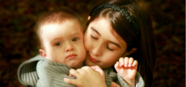 ¿Por qué tener una hermana te hace una mejor persona?