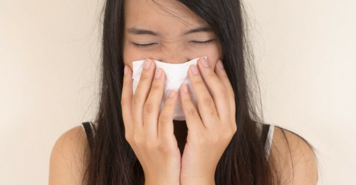 Rinitis: qué es, síntomas y tratamientos de la enfermedad
